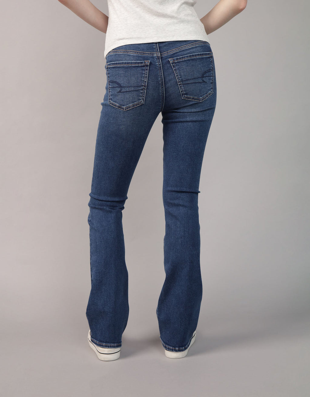 AE Next Level Low-Rise Kick Bootcut Jean – American Eagle Europe