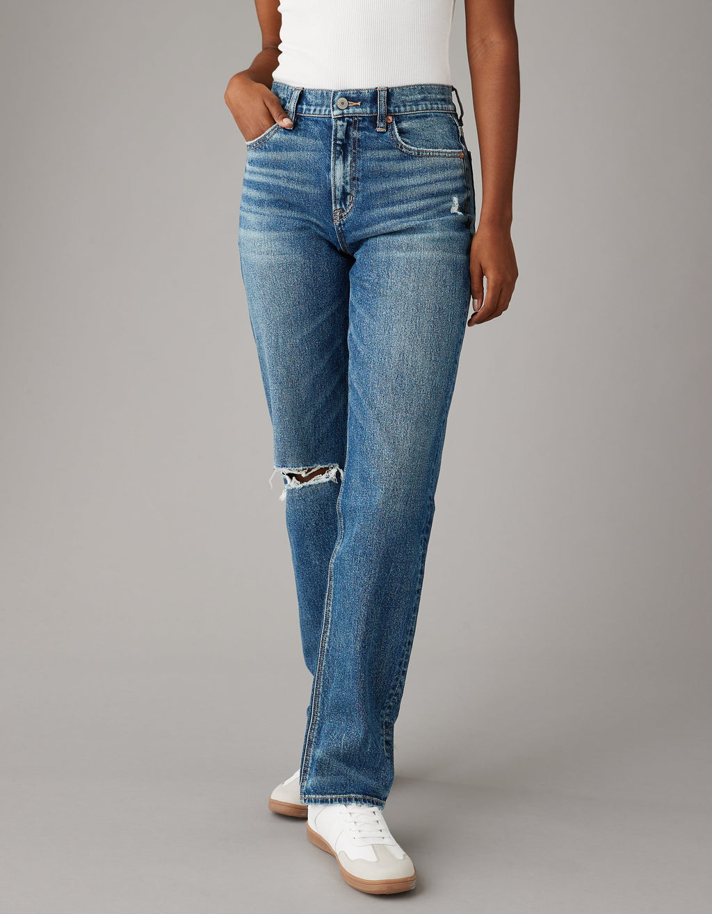 AE Stretch Super High-Waisted Ripped Gerade Jeans – American Eagle Europe